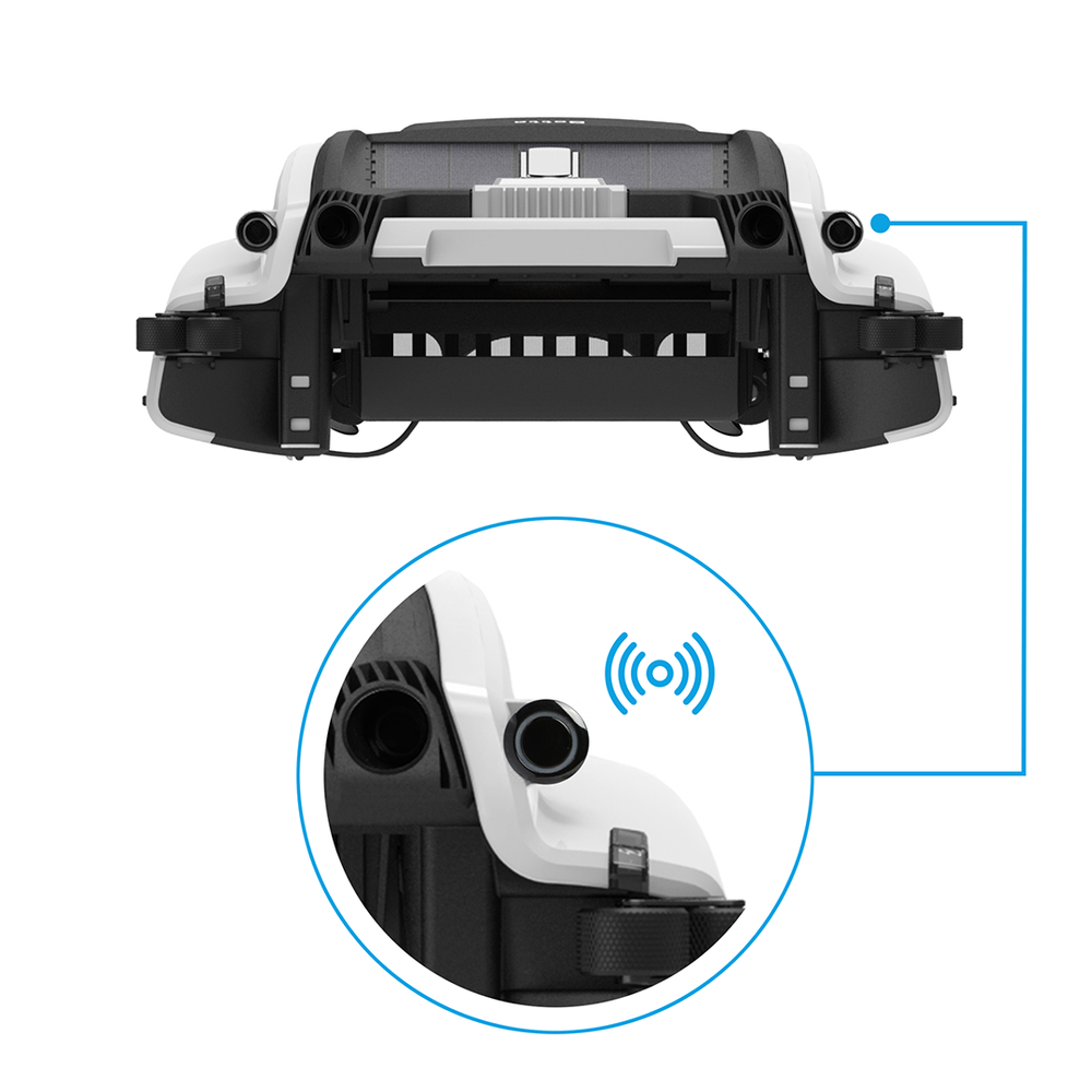 Betta SE Solar Powered Smart Robotic Pool Skimmer (2023 Model) - Betta